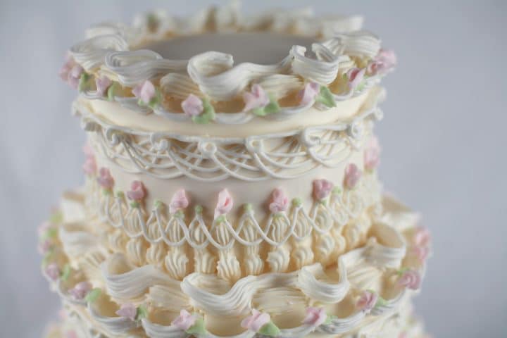 Lambeth Wedding Cake - Celebration Generation