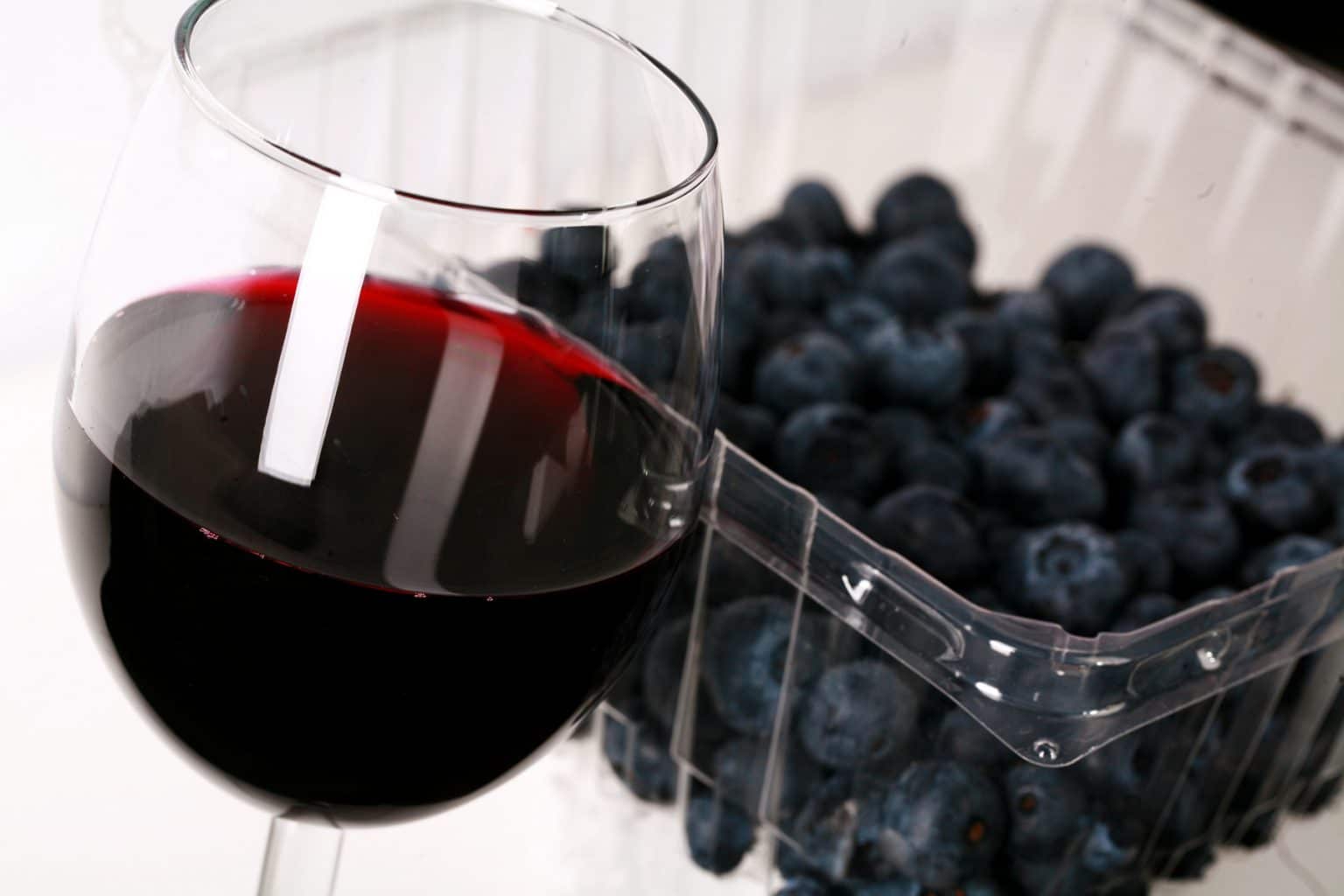Blueberry Wine Recipe [Fresh or Frozen] - Celebration Generation