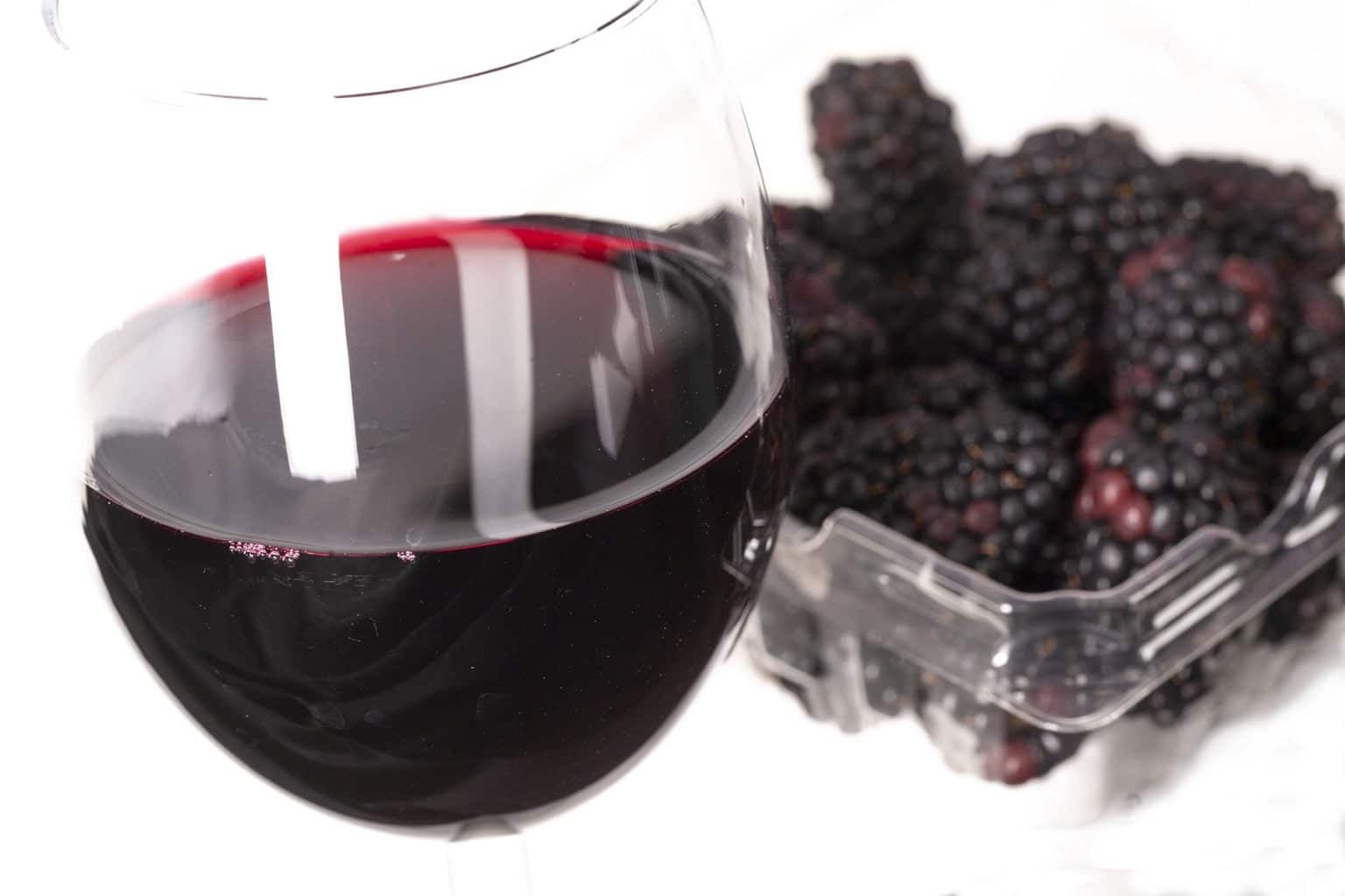 Blackberry Wine Recipe [Fresh or Frozen] - Celebration Generation