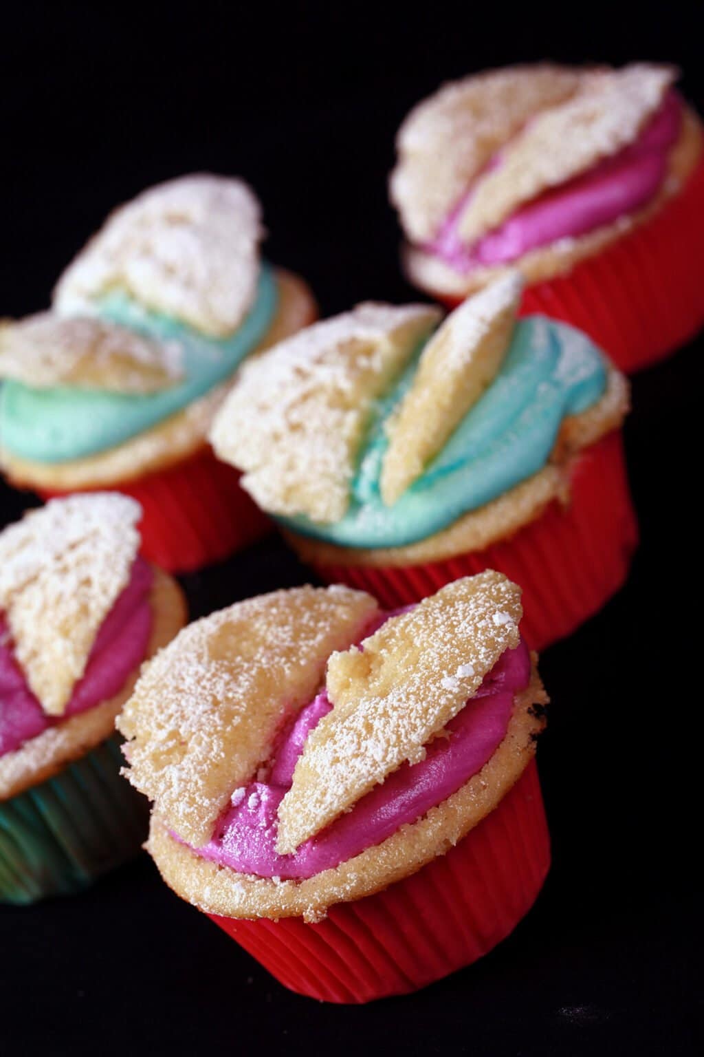 Easy Butterfly Cupcakes [British Butterfly Cupcakes / Fairy Cakes ...