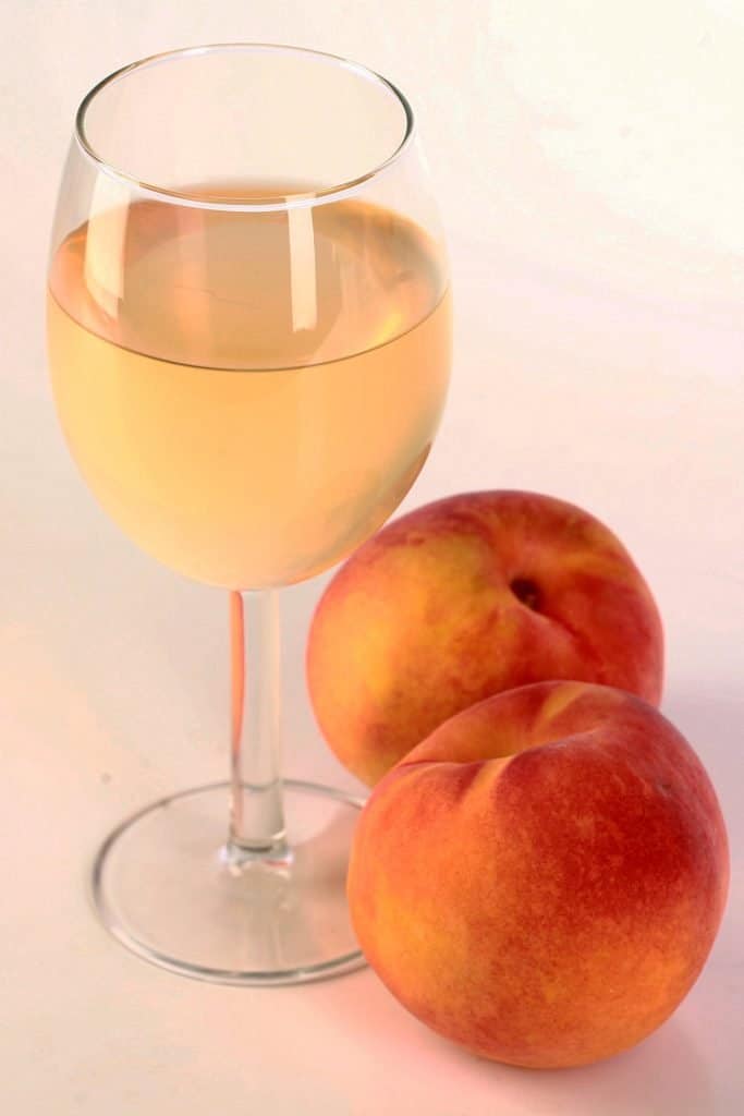 Homemade Peach Wine Recipe - Celebration Generation