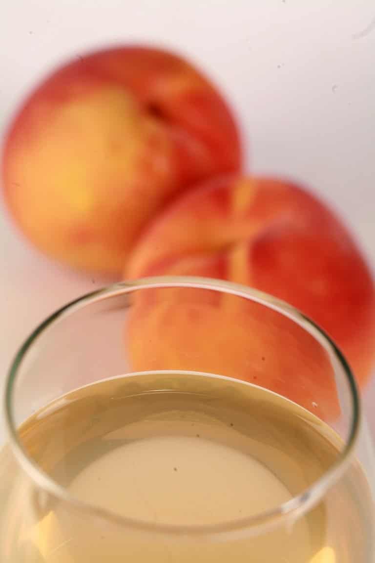 Homemade Peach Wine Recipe - Celebration Generation
