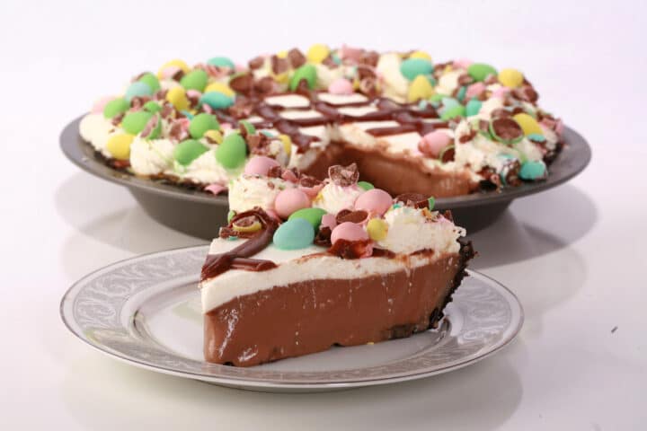 Easter No Bake Chocolate Pie Recipe - Celebration Generation