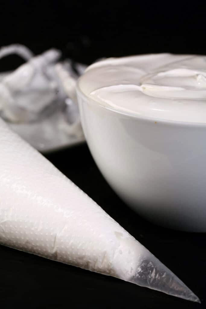 Traditional Royal Icing [With Egg Whites] - Celebration Generation