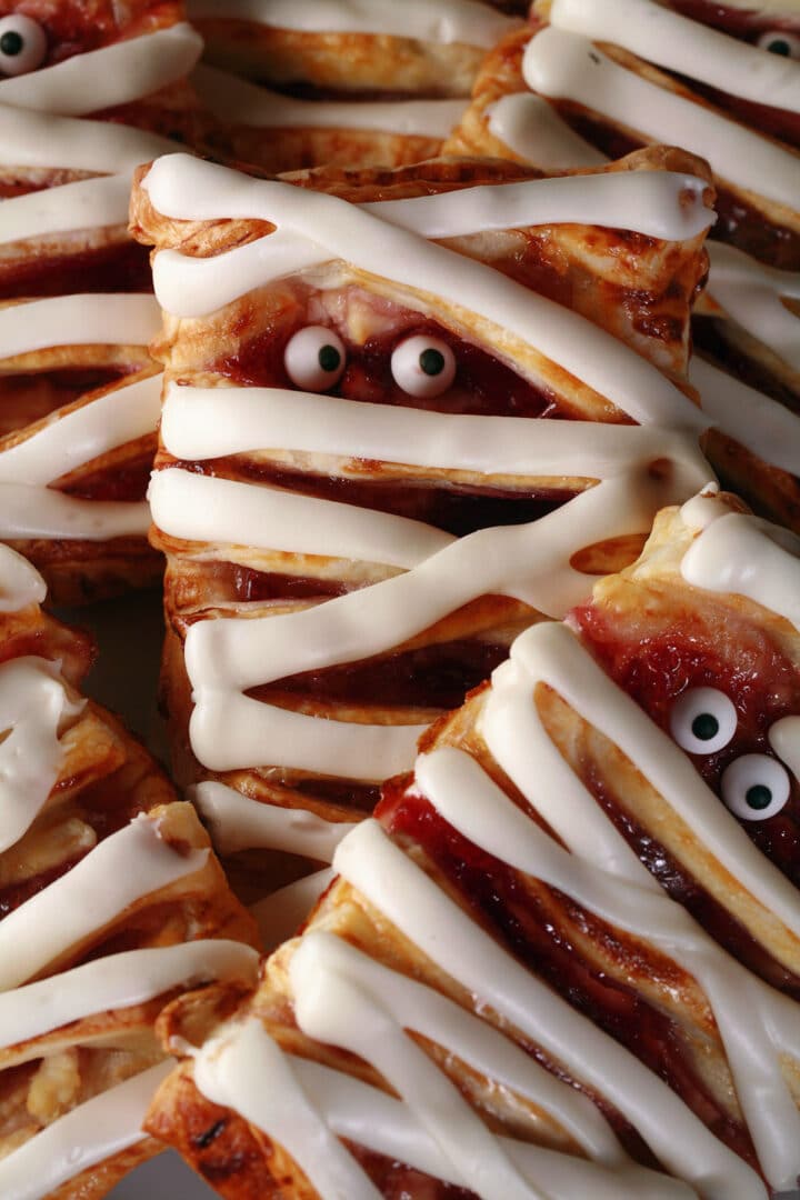 Easy Halloween Mummy Pastries Recipe - Celebration Generation