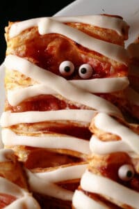 Easy Halloween Mummy Pastries Recipe - Celebration Generation