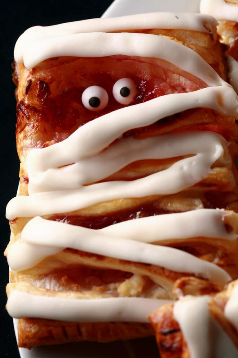 Easy Halloween Mummy Pastries Recipe - Celebration Generation