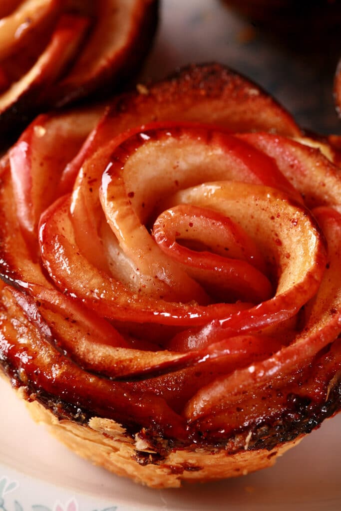 Maple Baked Apple Roses with Puff Pastry - Celebration Generation