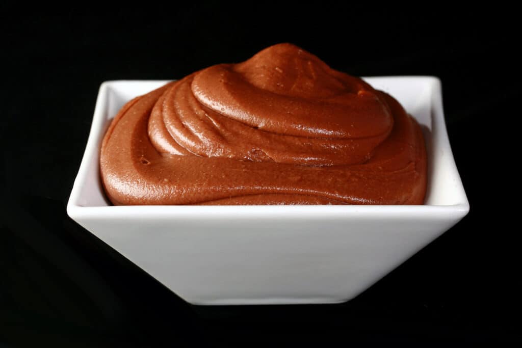 Easy Chocolate Pastry Cream Recipe [Crème Pâtissière] - Celebration ...