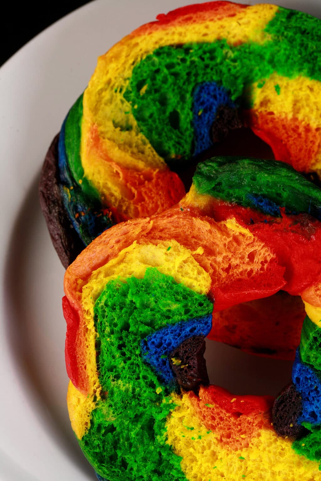How to Make Rainbow Bagels [Recipe] - Celebration Generation