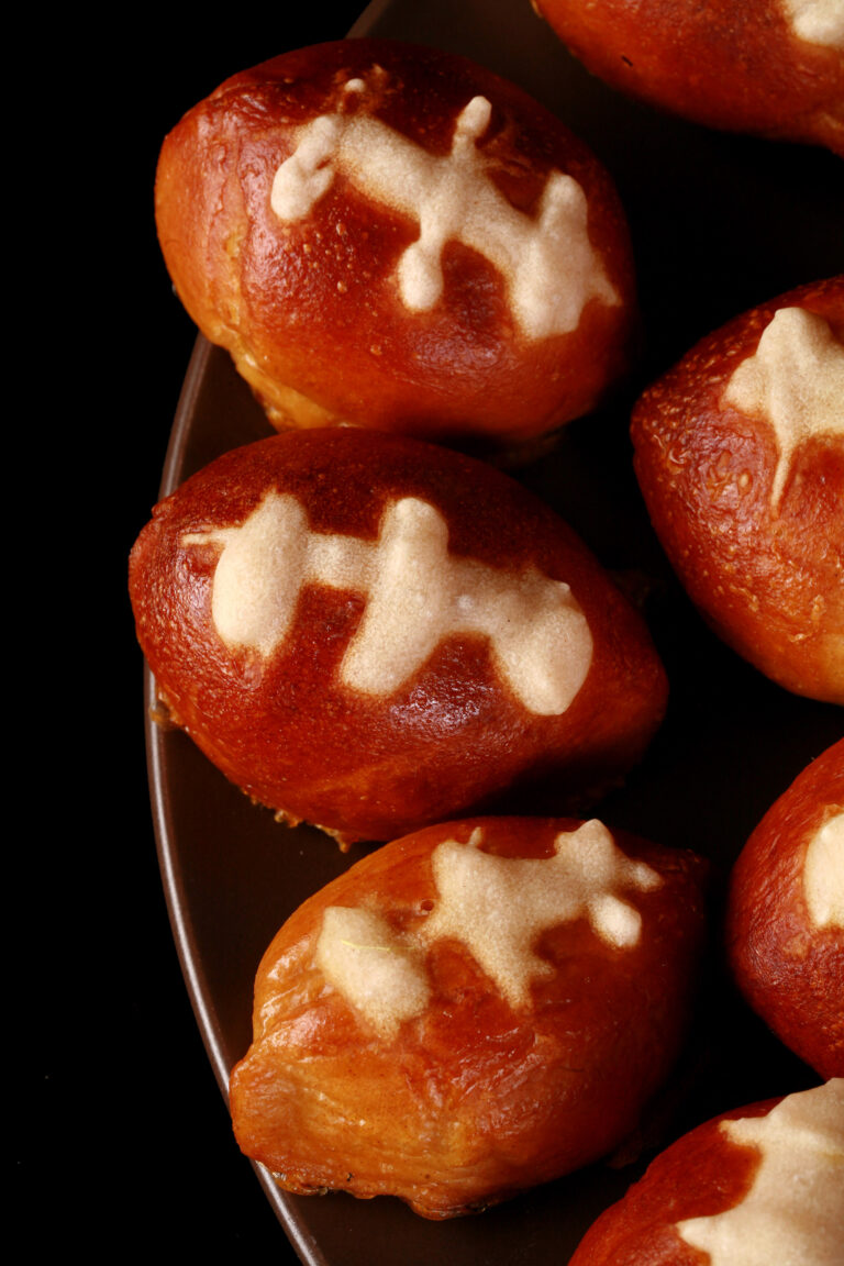 Football Soft Pretzel Bites Recipe [The Perfect Game Day Snack ...